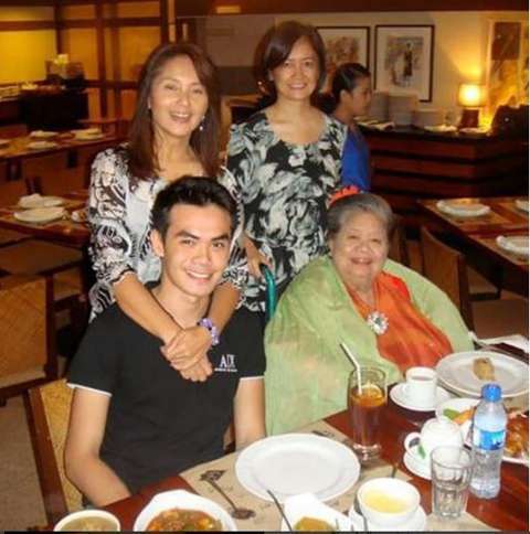 Timmy Cruz is Single again, Who is she dating currently? Know about her ...